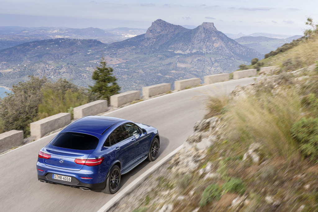 2016 Mercedes-Benz GLC Coupe Review - X4 and Evoque, watch out!