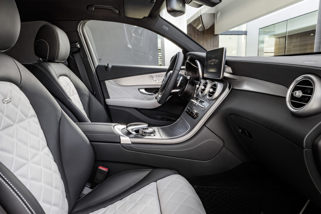 2016 Mercedes-Benz GLC Coupe Review - X4 and Evoque, watch out!